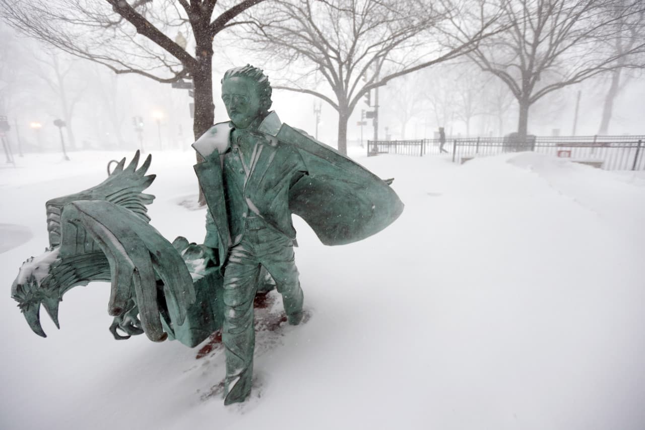 Photos: Major Snowstorm Hits Massachusetts | WBUR News
