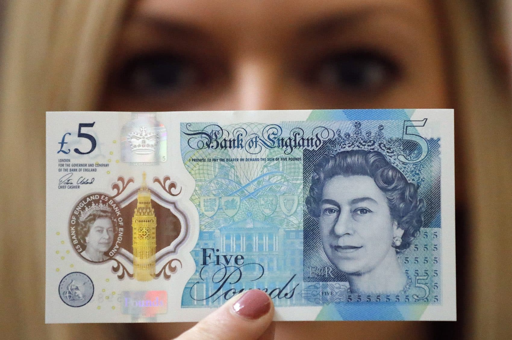 Britain s 5 Pound Note Will Now Be Made Of Plastic Here Now Britain s 5 Pound Note Will Now Be Made Of Plastic Here Now