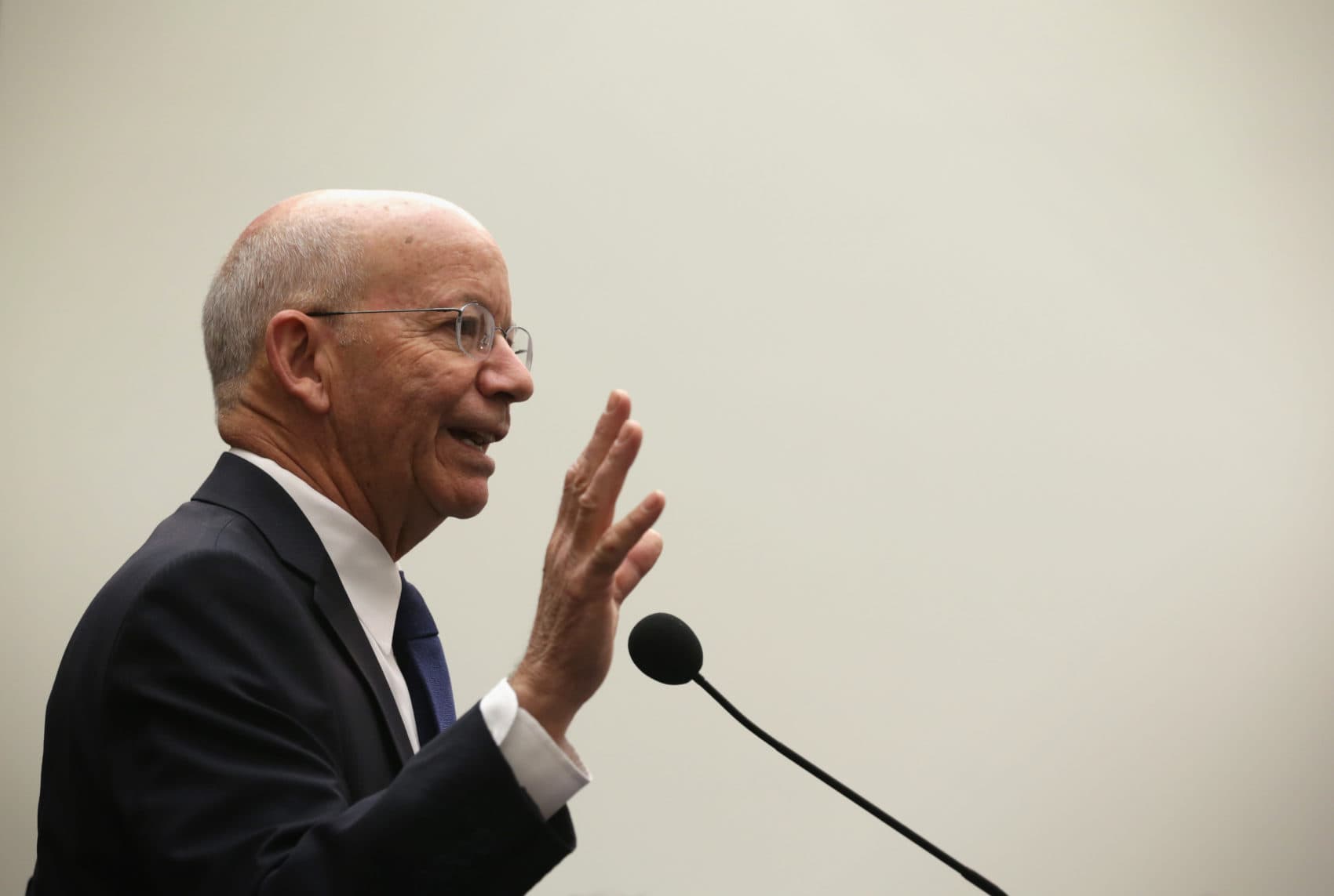 Congressman Peter DeFazio Weighs In On Safety Of Boeing 737 Max Planes ...